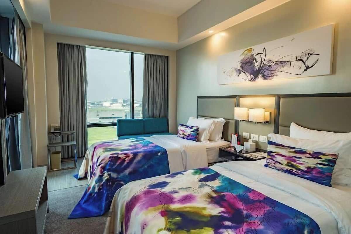 Minibar, cofre no quarto, cortinas/cortinados opacos, Wi-fi grátis