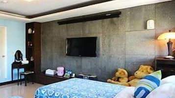 Com decoração personalizada, com mobília individualizada, secretária