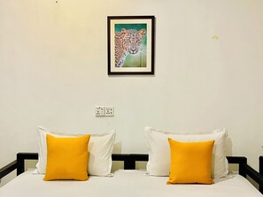 1 quarto, cofres nos quartos, individualmente decorados