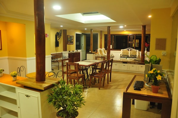 Casa Verde Hotel & Events Center - General Trias