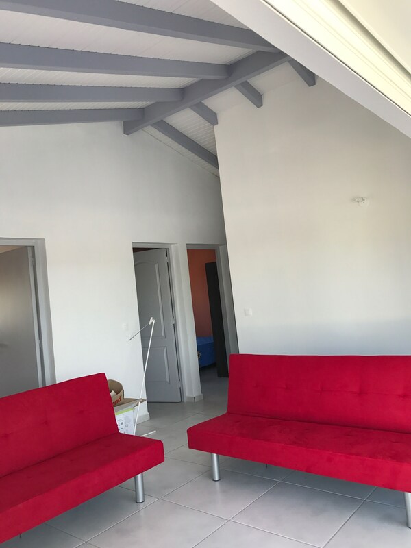 Villa F4 Meublée \/Clim\/st François -8couchages -Piscine Privée - Anse des Rochers