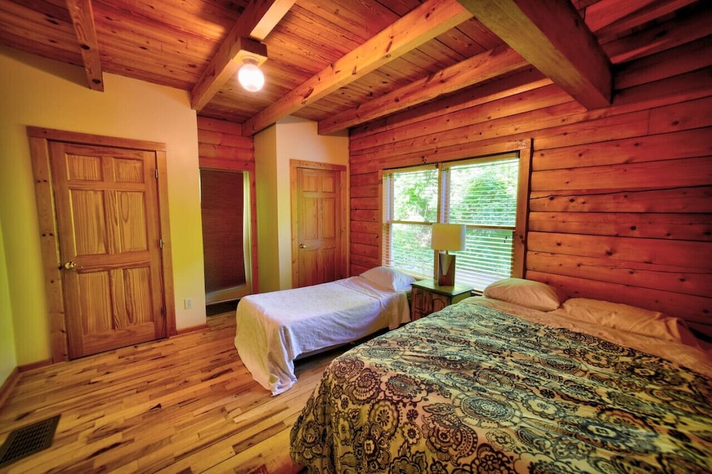 Cabina Sweet Cabin; Niños Y Mascotas; Alta Velocidad / Cable / Wifi; Afloramientos De Roca - Ohio