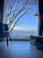 Quarto casal romântico, sacada, vista para o mar | Cortinas blackout, quartos à prova de som, Wi-Fi de cortesia