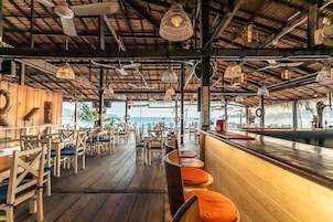 Café da manhã, almoço e jantar