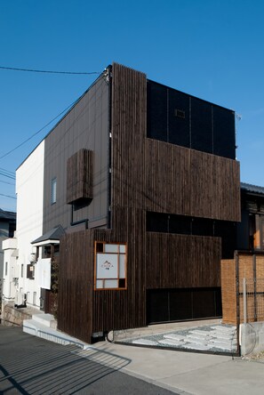 Fachada da propriedade