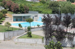 Piscina externa sazonal