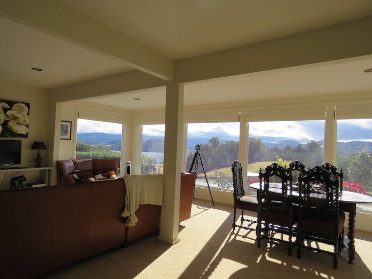 Windflowers Farmhouse B & B - Cygnet