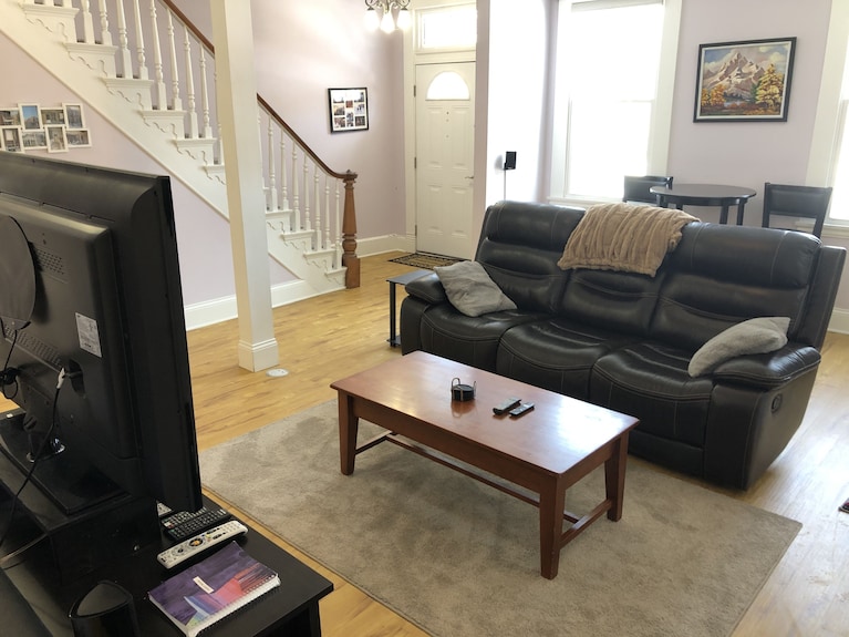 Location & Luxury Near University Of Cincinnati, Hospitals, And Downtown - Cincinnati