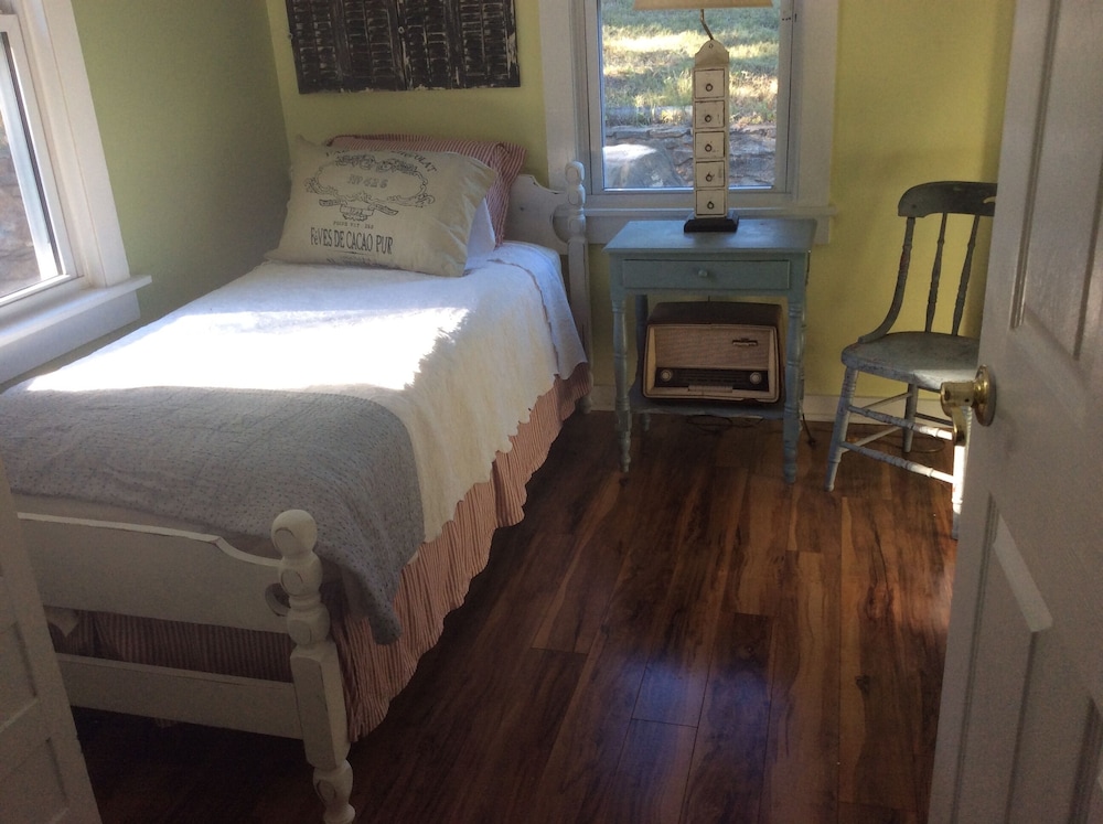 Robena's Place; Just 7 Miles To Biltmore House Or Downtown Asheville. - Asheville, NC