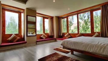 Junior Suite -Mountain View | 1 quarto, roupas de cama premium, edredons de pluma