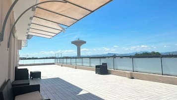 Terraço no piso superior