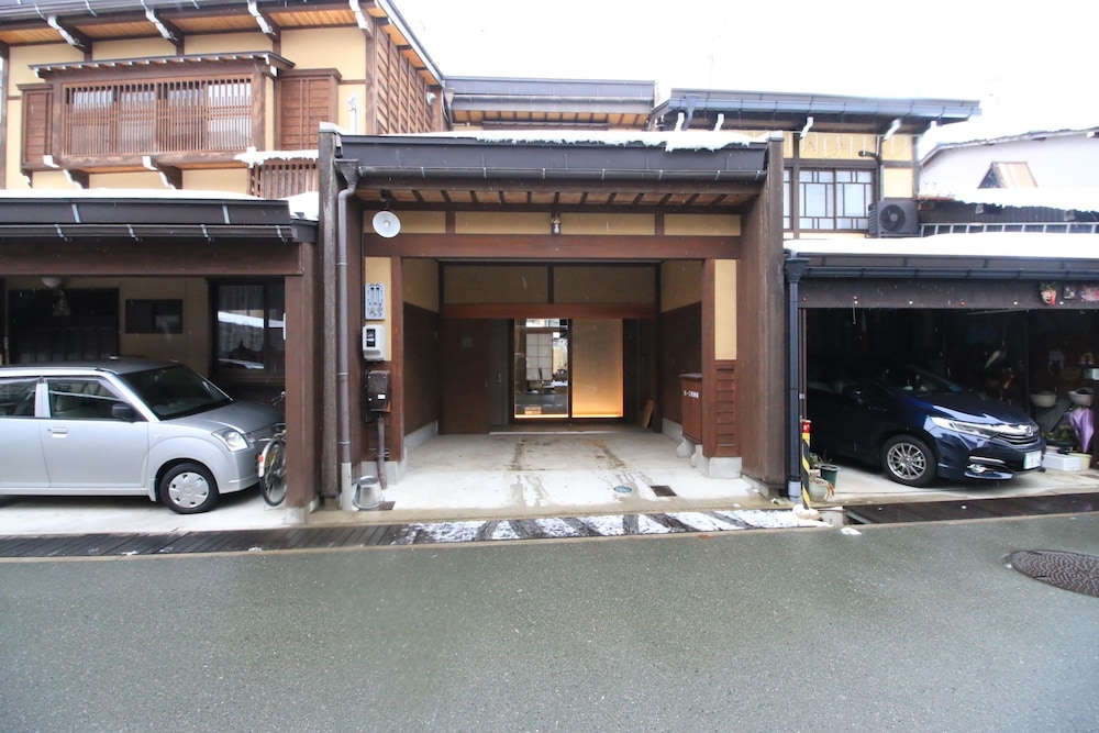 Teriyaki Hotel - Takayama