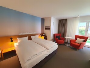 Quarto casal, 1 quarto | Roupas de cama antialérgicas, edredons de pluma, cofres nos quartos