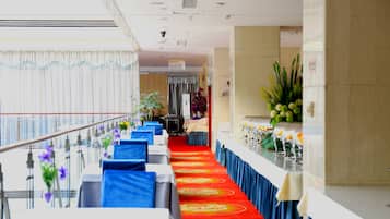 2 restaurantes, pequenos-almoços servidos, cozinha chinesa