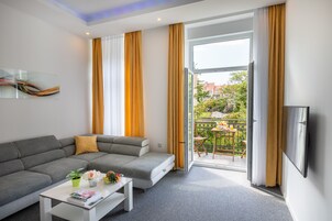 Comfort Apartment, 1 Bedroom, Petra Berislavica Street 13 | Sala | Televisor de ecrã plano de 40 polegadas com canais digitais, televisor 