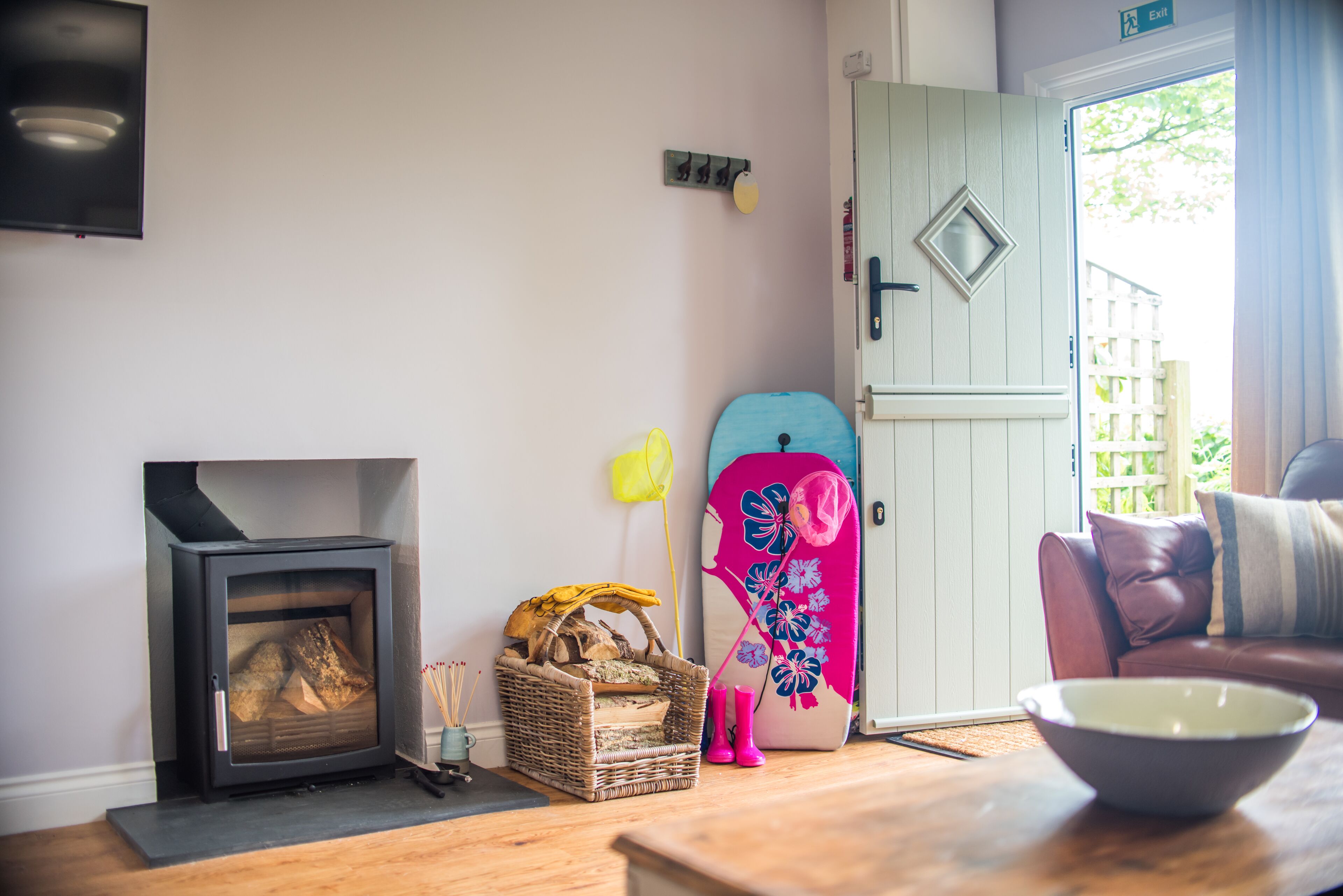 Kingfisher Is Laid Back Luxury  In 9-acres Of Countryside Right Near The Beach - Cornwall