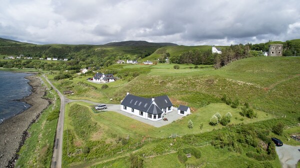Old Pier Cottage B&b - Uig