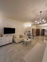 Suíte exclusiva (President Apartment with Wellness) | Frigobar, ferros/tábuas de passar roupa, berços (sobretaxa)