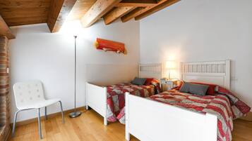 Apartamento, 2 quartos | 2 quartos, ferro/tábua de engomar, berços/camas para crianças
