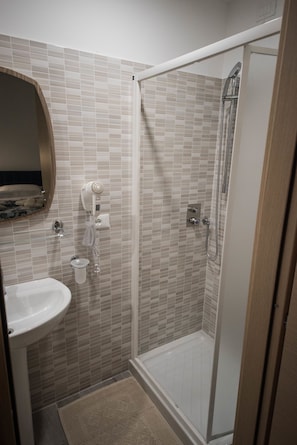 Quarto triplo luxo | Chuveiro