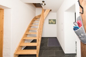 Apartamento Exclusivo, 2 quartos, vista para a montanha | 1 quarto, roupa de alta qualidade, Wi-fi grátis