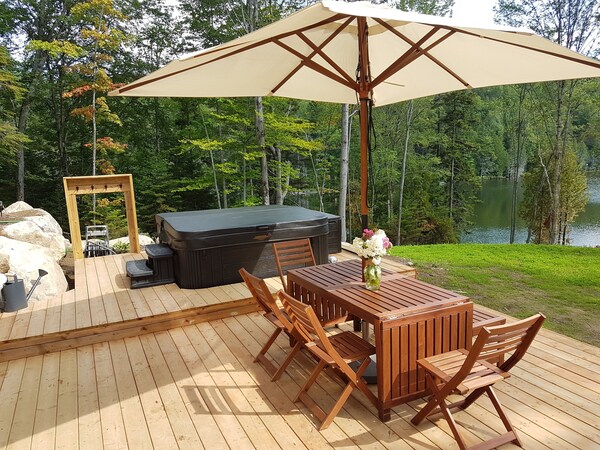 Chalet Nordique (Lake Front) - Quebec