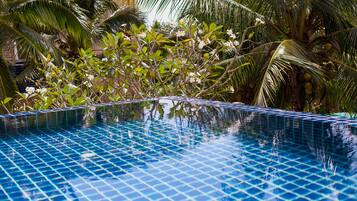 Piscina exterior