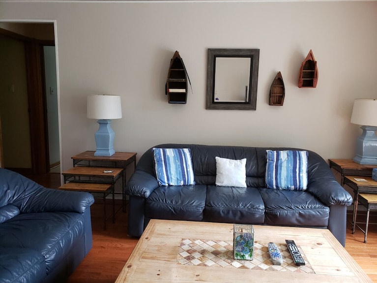 Fantastic Waterfront & Gorgeous Sunsets - Bobcaygeon - Kawartha Lakes - Lindsay