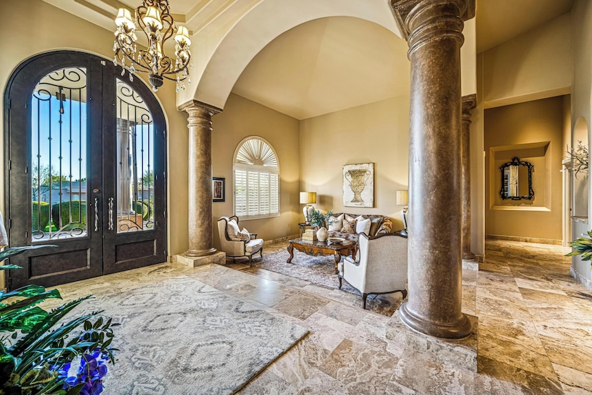 1-acre Lux Private Resort | Pool, Slide, Spa + Gym - 斯科茨代爾