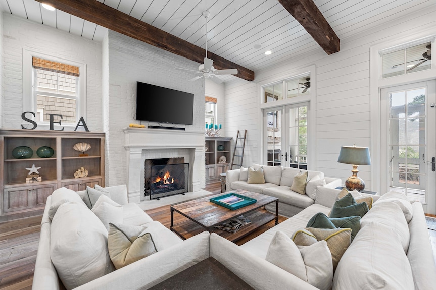 Luxurious Watercolor Retreat With Beach Club Access, Private Pool, Spa, And Captivating Views! - Seaside, FL