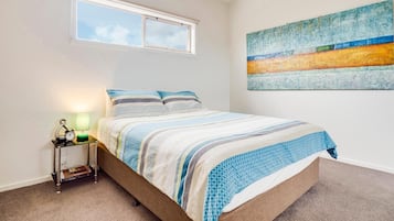 Apartamento Deluxe, 2 quartos | 1 quarto, quartos insonorizados, ferro/tábua de engomar, Wi-fi grátis