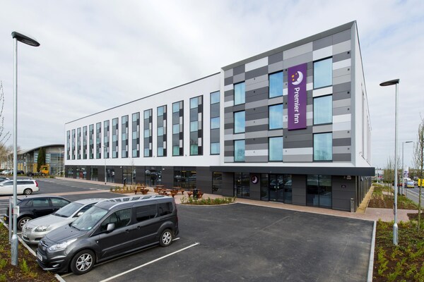 Premier Inn Slough West - Slough Trading Estate - Slough