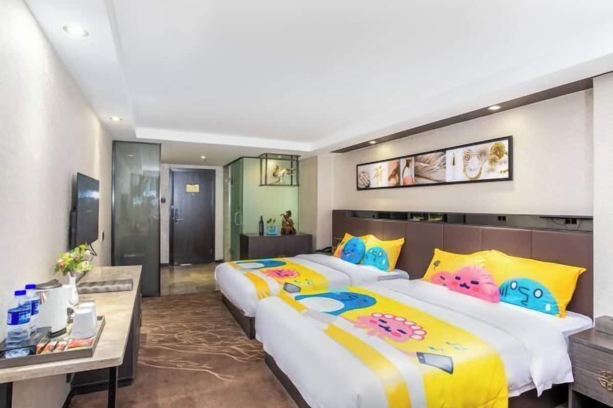 Minibar, secretária, cortinas/cortinados opacos, quartos insonorizados