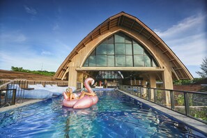 Piscina externa