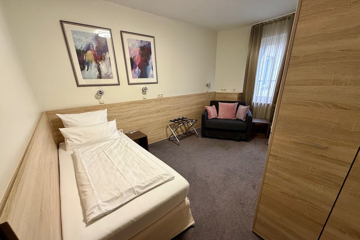 Apartamento conforto, 1 quarto, cozinha | Escrivaninha, Wi-Fi de cortesia, roupa de cama