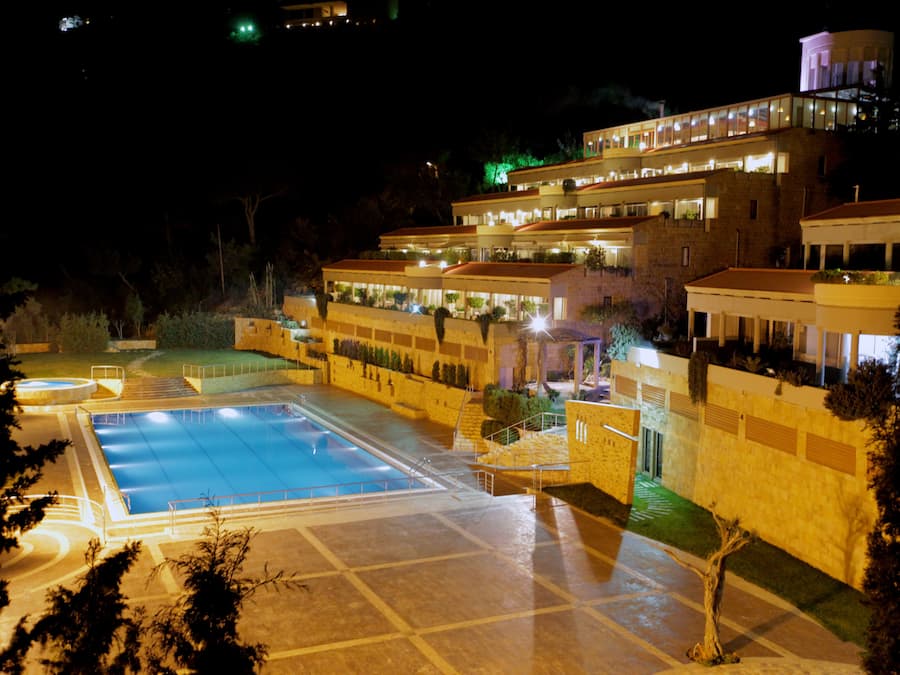 Piscina externa sazonal