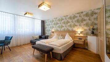 Roupa de alta qualidade, secretária, quartos insonorizados