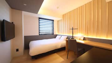 Quarto Duplo Standard, não fumadores | Secretária, cortinas/cortinados opacos, quartos insonorizados