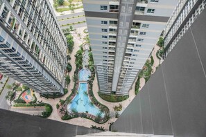 Apartamento de Luxo, 2 quartos, vista para o rio | Roupa de alta qualidade, minibar, secretária 