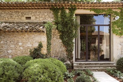 Le Galinier, Lourmarin, a Beaumier Guesthouse