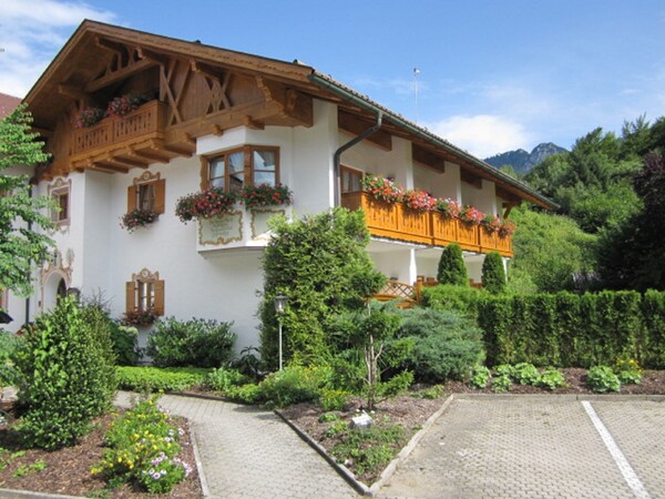 Hotel Alpspitz B&b - Zugspitze