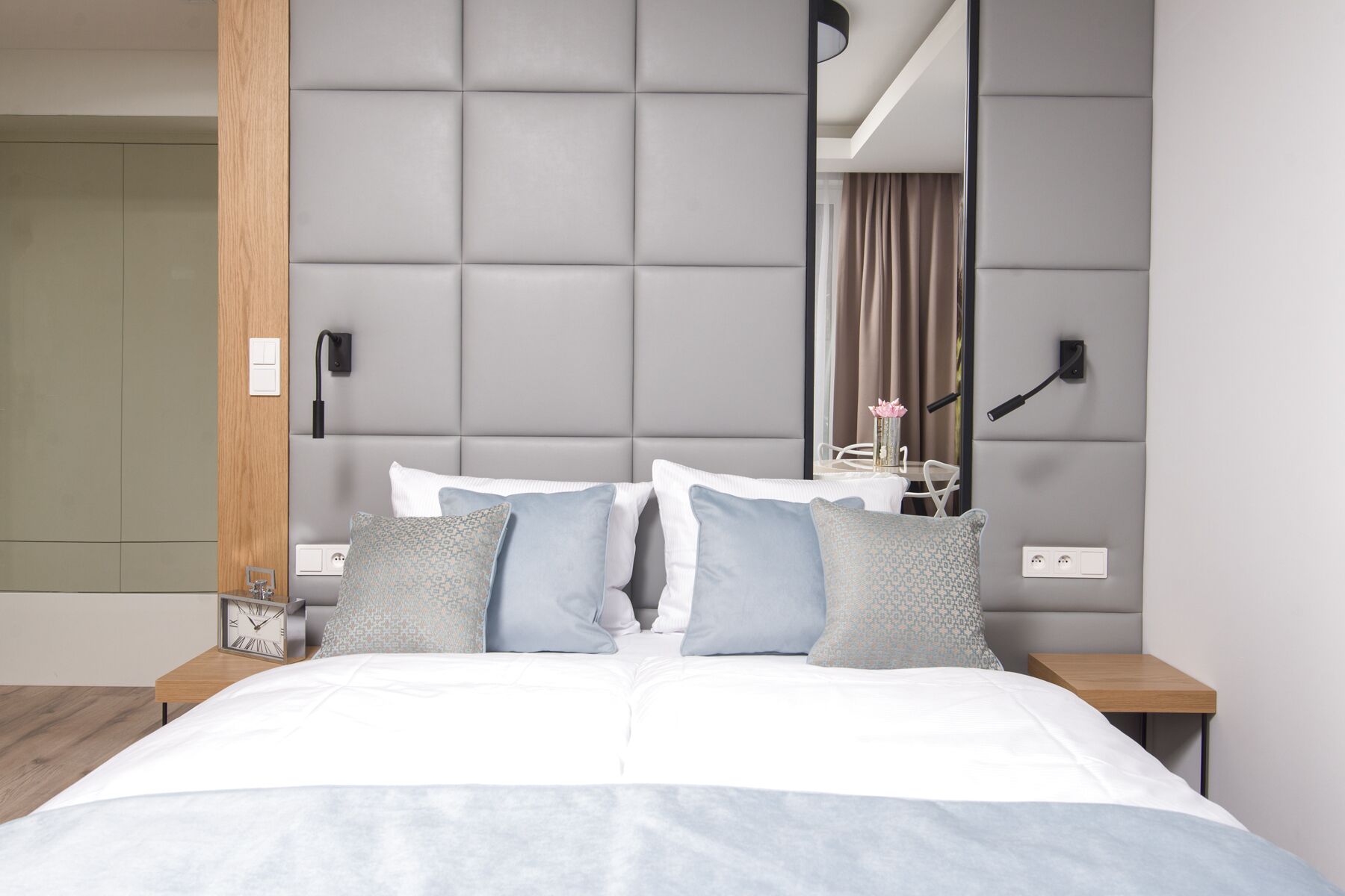 Apartamento conforto | Roupas de cama premium, cofres nos quartos, escrivaninha