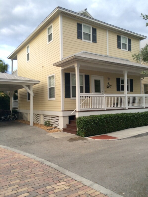 Casa Cay West Beautiful Tropical House 3 bedrooms 2 KING suites POOL 2 ...