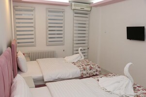 1 quarto, roupa de alta qualidade, minibar, secretária