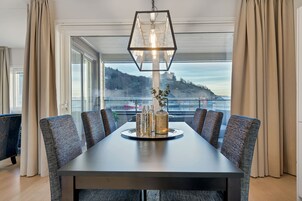 Apartamento, vista para o mar (Seaside) | Refeições no quarto