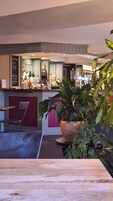 Bar (no alojamento)