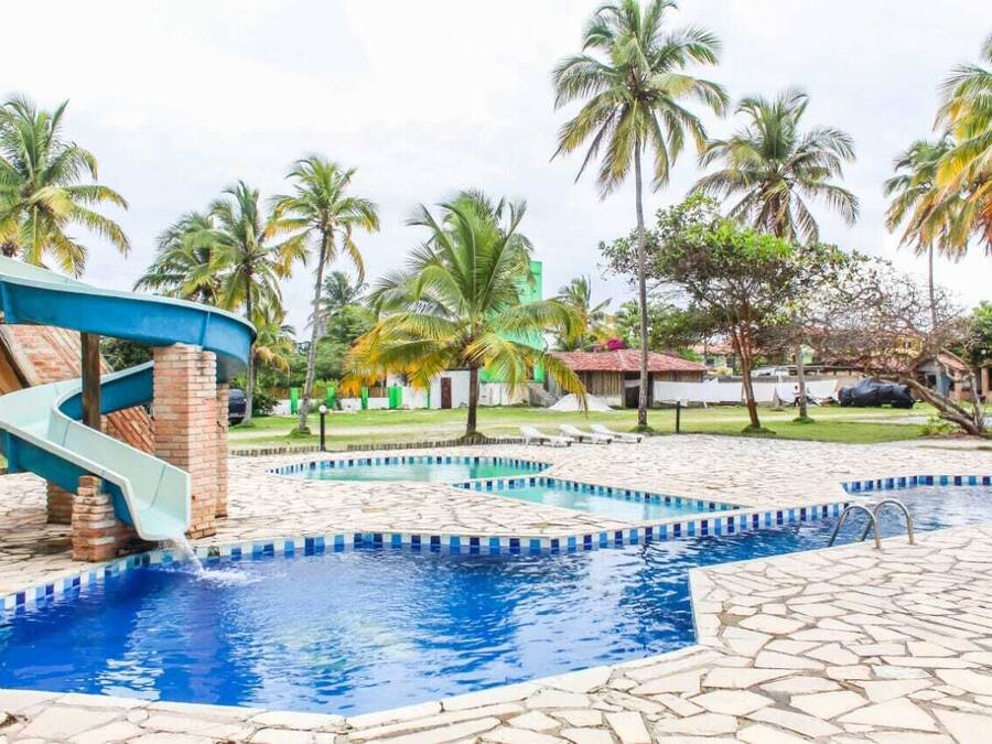 4 piscinas exteriores, espreguiçadeiras