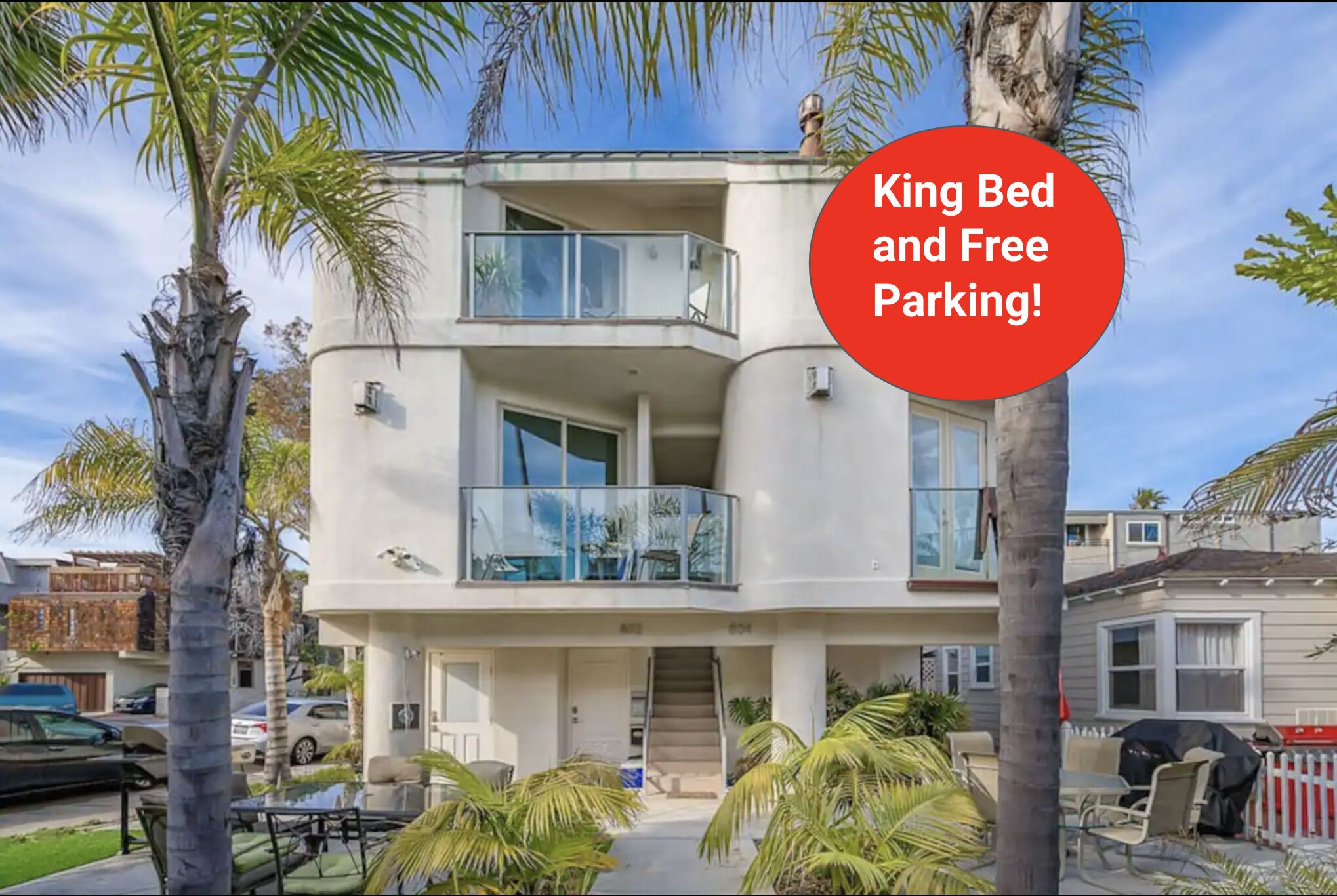 Built in 2013 with 3 balconies to enjoy the sun. Beach gear and Traeger ...