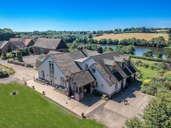 The Dinney Bed And Breakfast - Shropshire