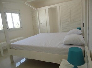 Apartamento, 4 quartos | 1 quarto, Wi-Fi de cortesia